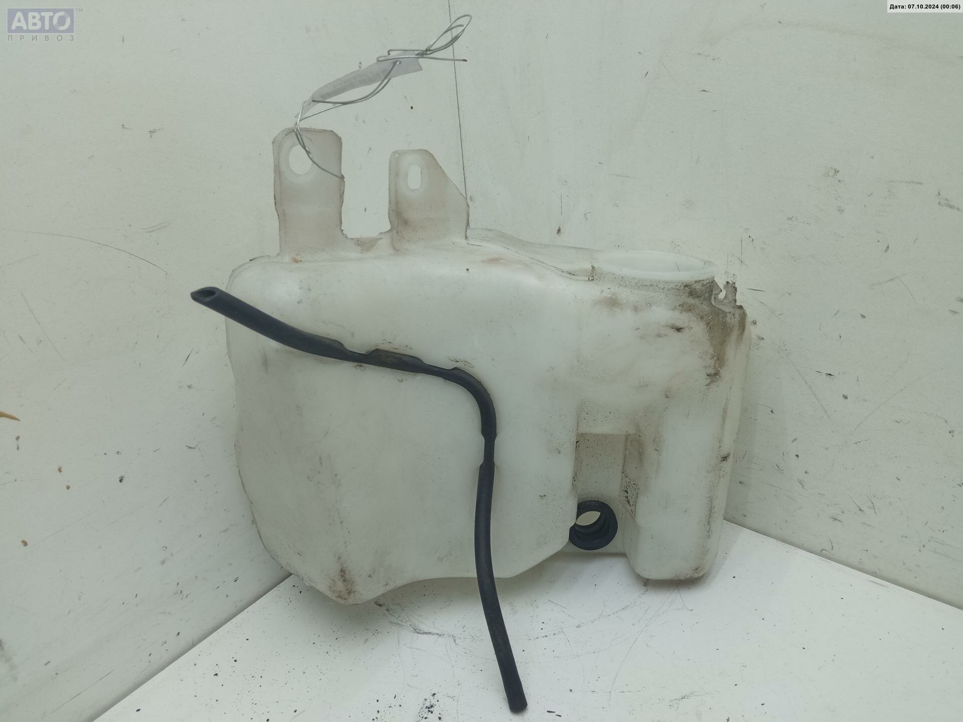 Бачок омывателя Mitsubishi Galant (1993-1996)