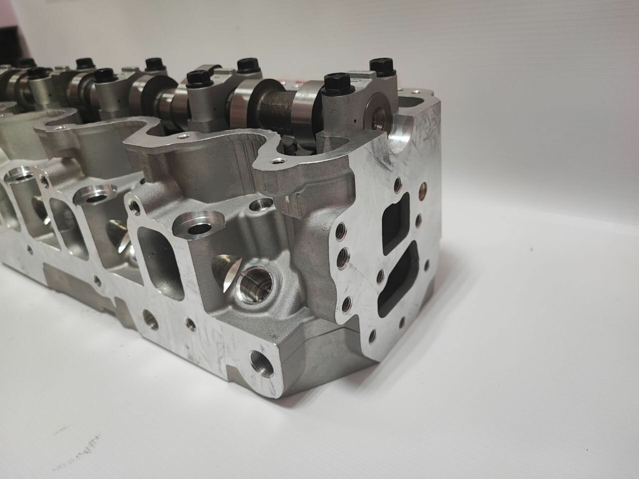 Головка блока цилиндров в сборе 2C 3C