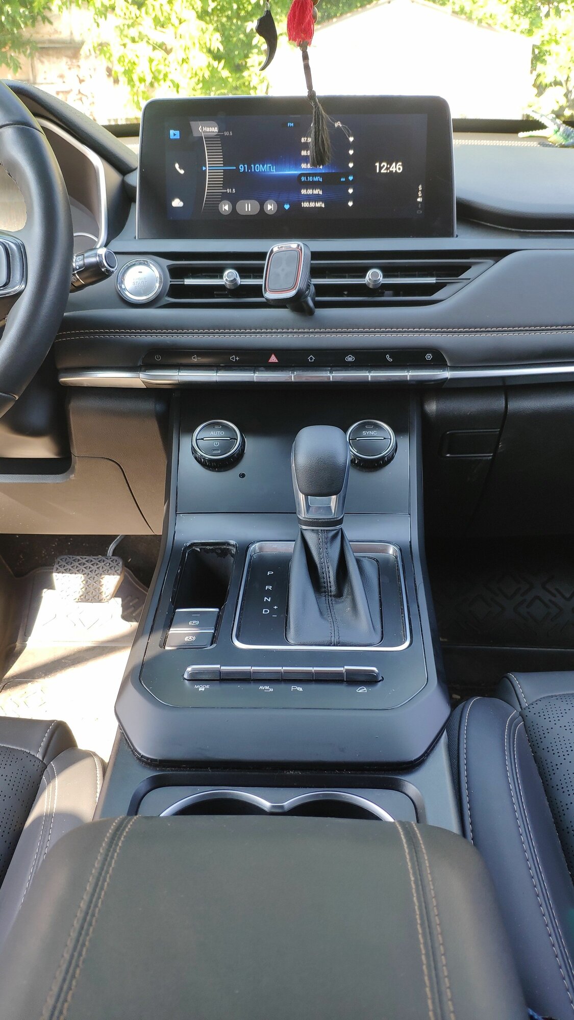 Chery Tiggo 8 / Комплект защитных пленок комбинированный (дисплей - глянец, остальное -мат) на консоль Чери Тигго 8 / Полиуретан гибрид