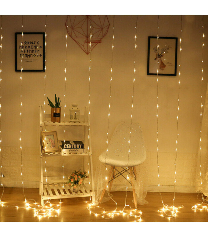 Гирлянда занавес "Водопад". Размер: 3х6 метра. Цвет свечения: Теплый белый. IP65. 220В.