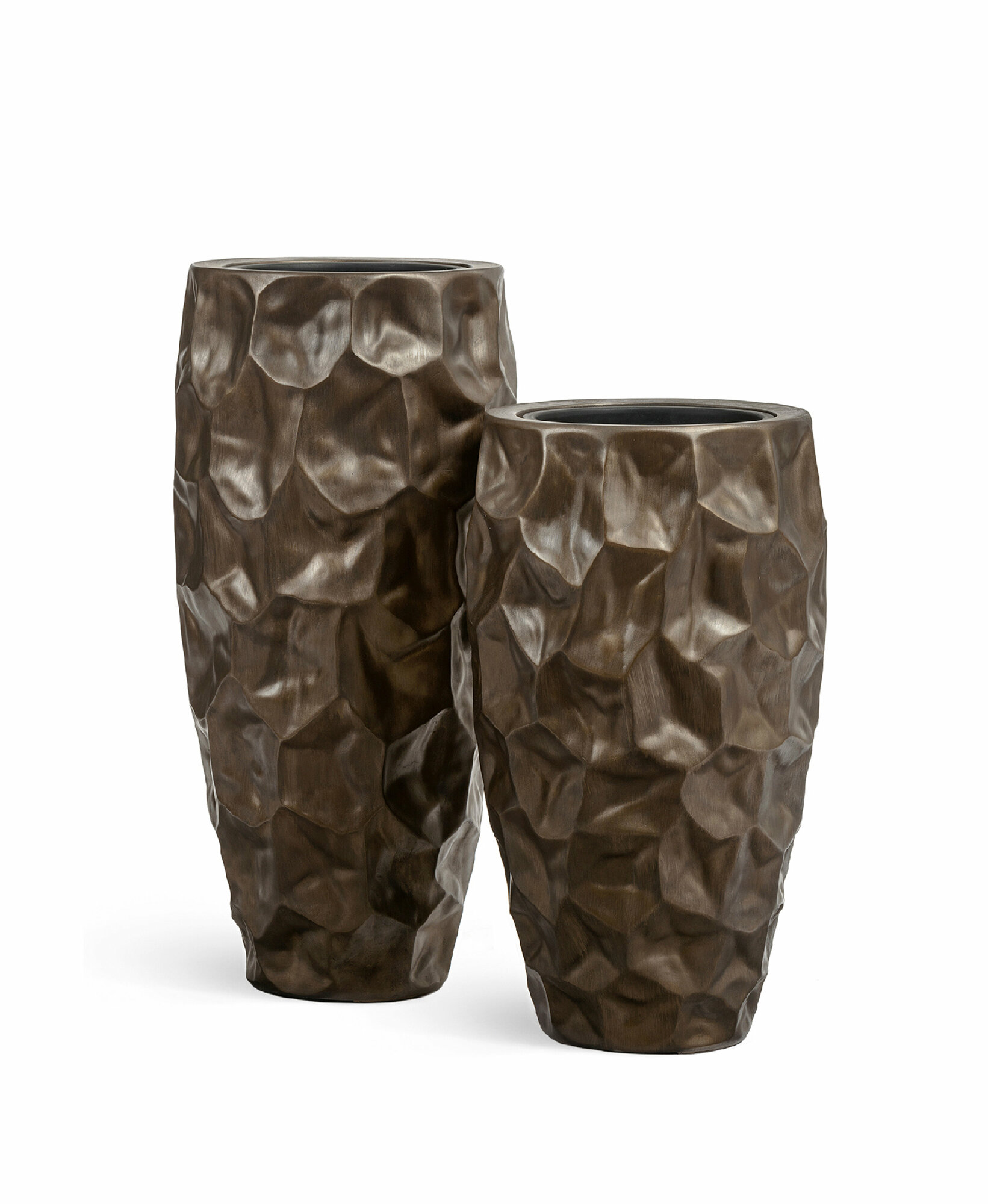 Кашпо напольное TREEZ Effectory Metal Высокий округлый конус Design Сrumple Чернёная бронза д-42, в-75 см