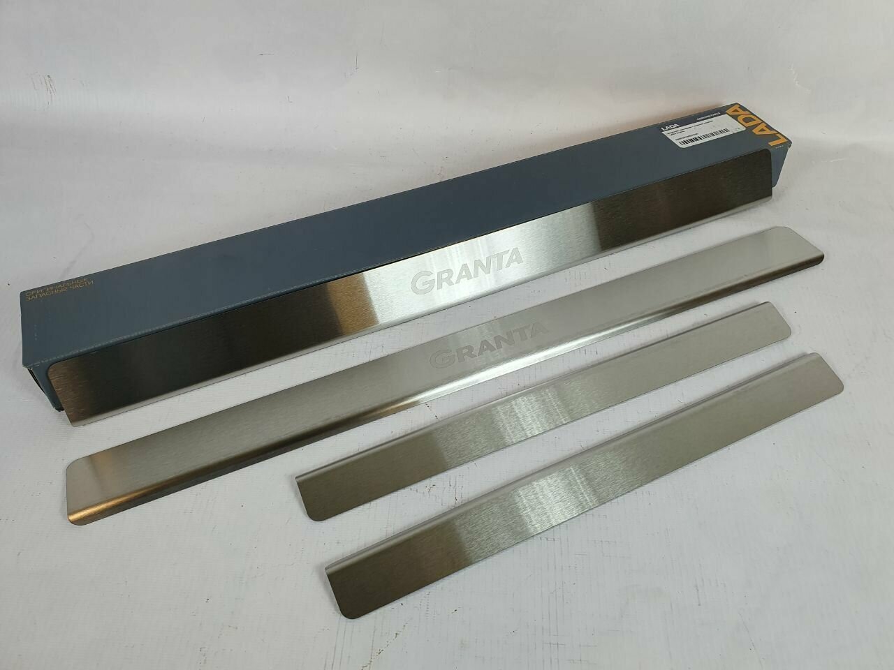 Накладки порогов 2190 (нержавейка)