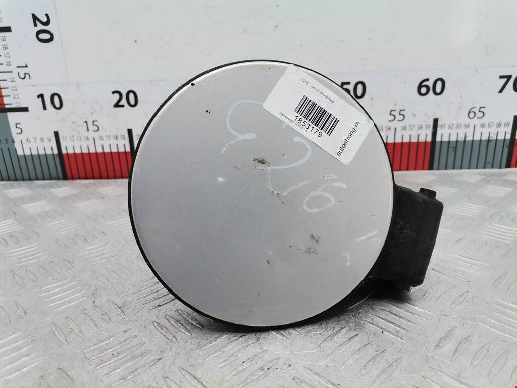 Лючок бензобака Volkswagen Golf 4 1J6809857E арт. 1853179