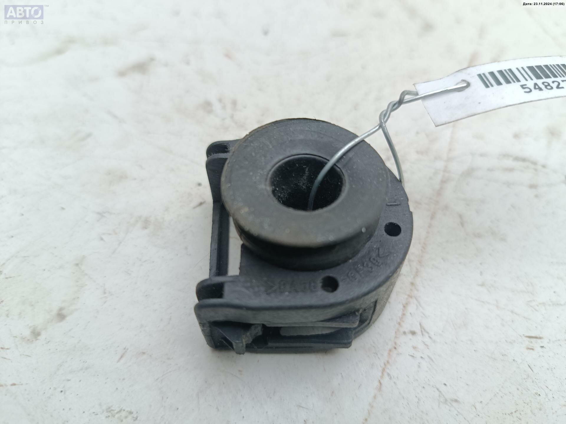 Кронштейн радиатора Peugeot 407