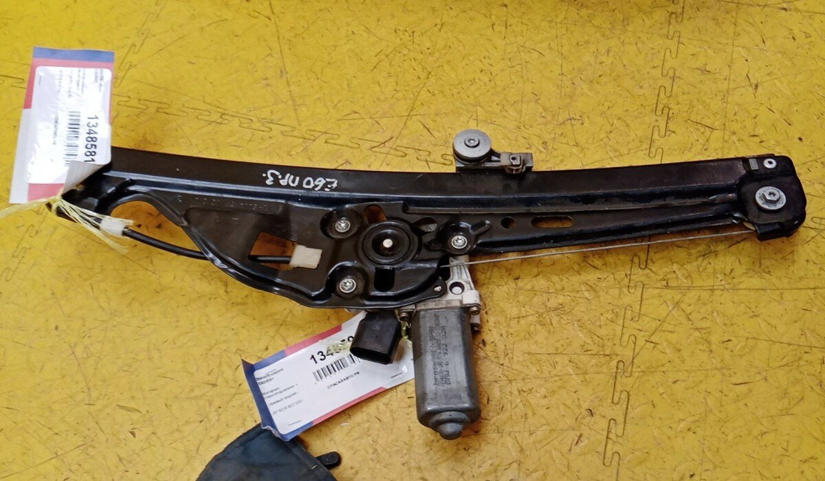 Стеклоподъемник задний правый 5-серия E60/E61 BMW 84700000904