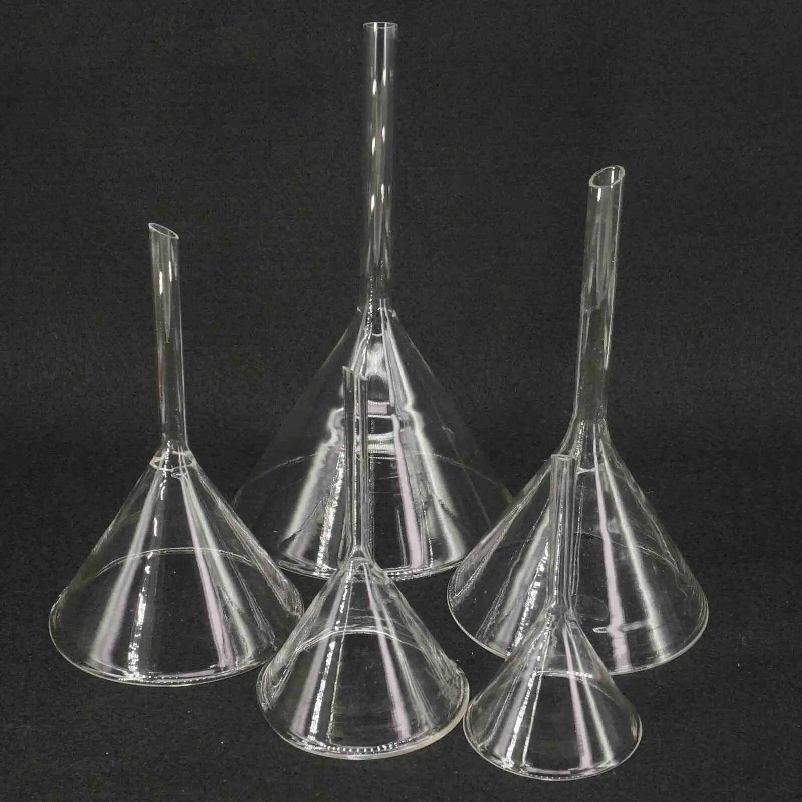 Лабораторная треугольная воронка из боросиликатного стекла, 120mm