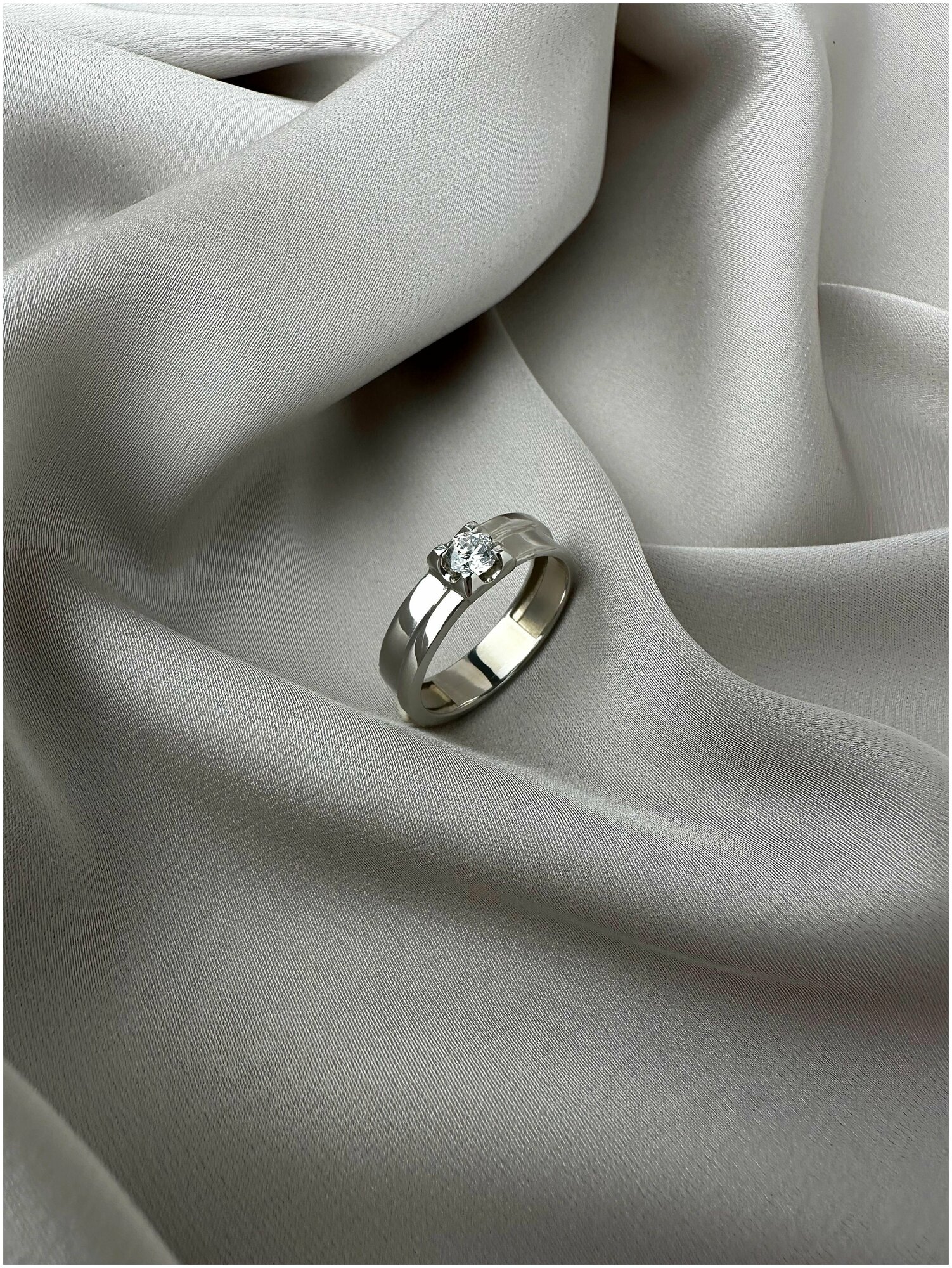 Кольцо помолвочное, белое золото, 585 проба, бриллиант