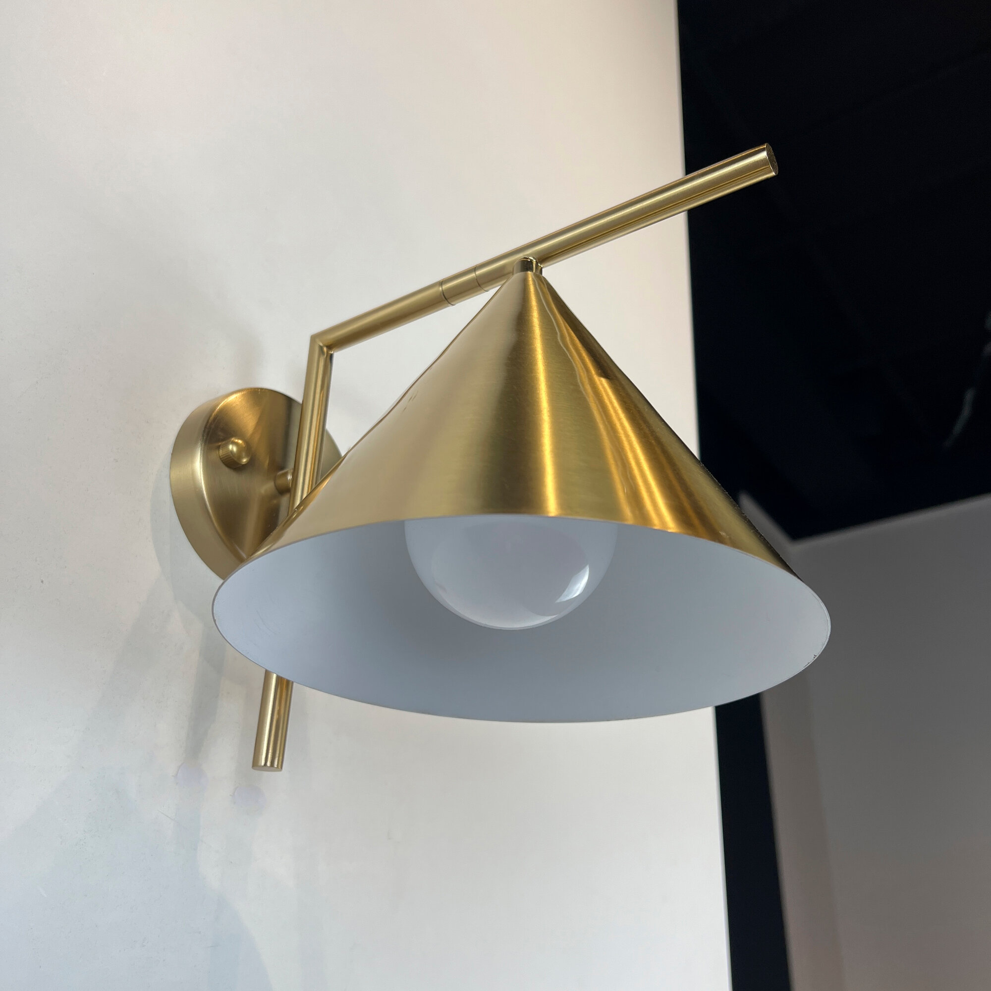 Бра Flos Captain Flint Cone Wall Light — фото 1