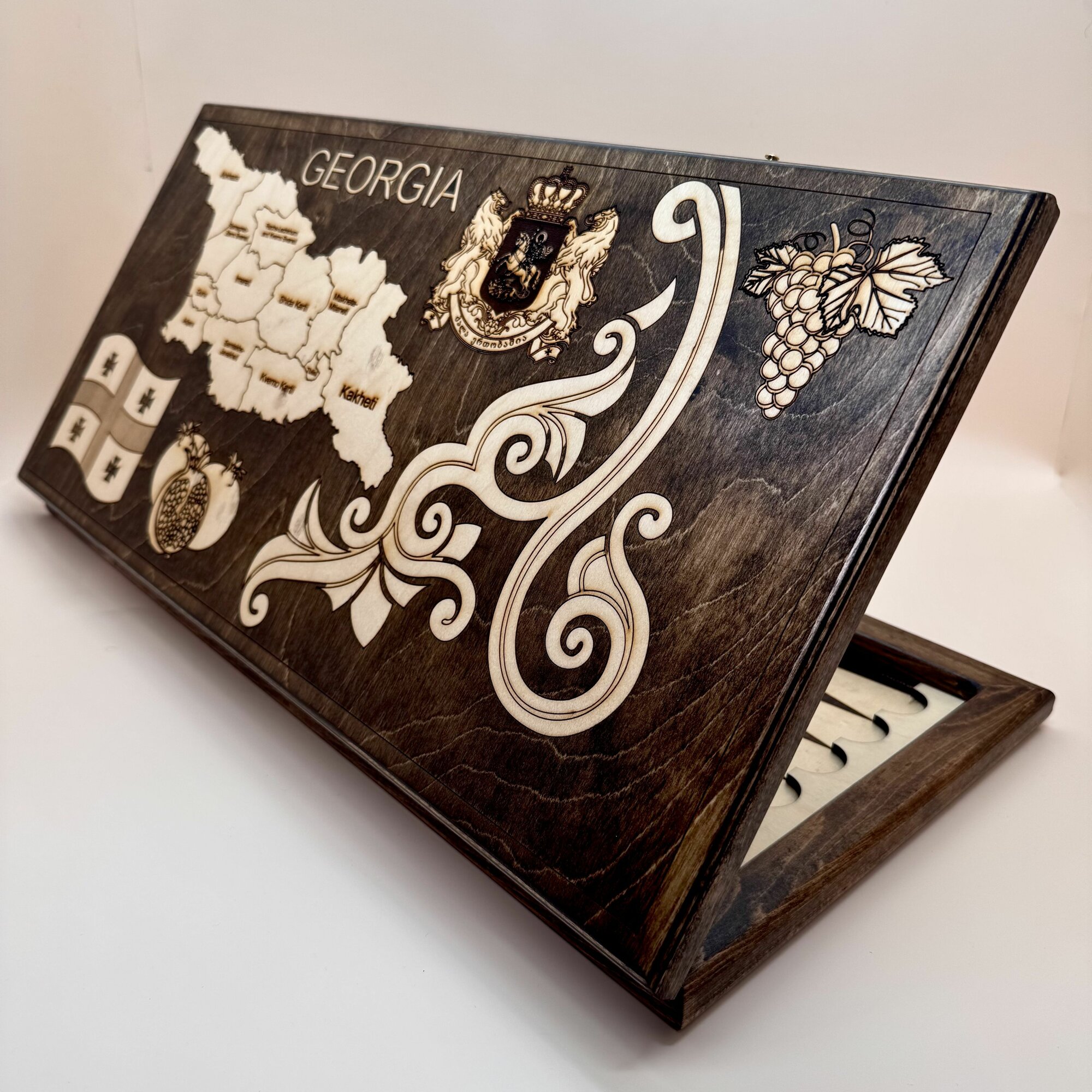 Нарды лакированные "Прекрасная Грузия" большие 60х60 см