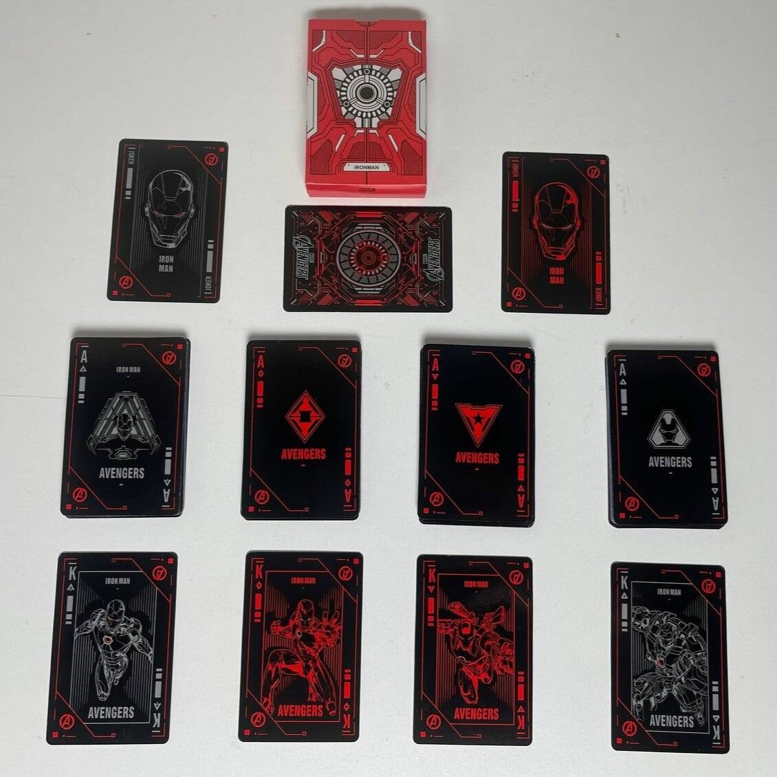 Игральные карты "Железный человек" (красные)