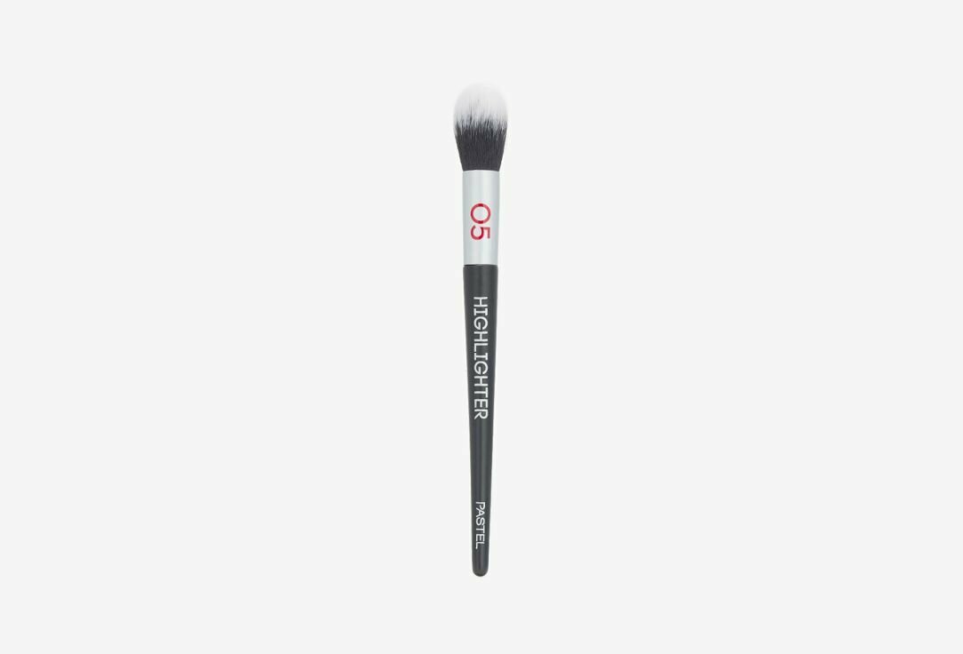 Кисть для хайлайтера PASTEL COSMETICS Higlighter Brush 05