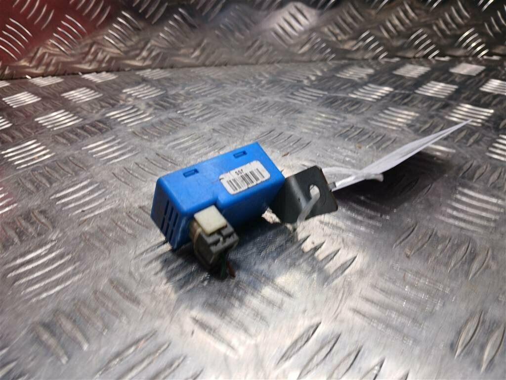 Реле Б/У для Hyundai GETZ I (2002—2005) I рестайлинг (2005—2011) 968301C500