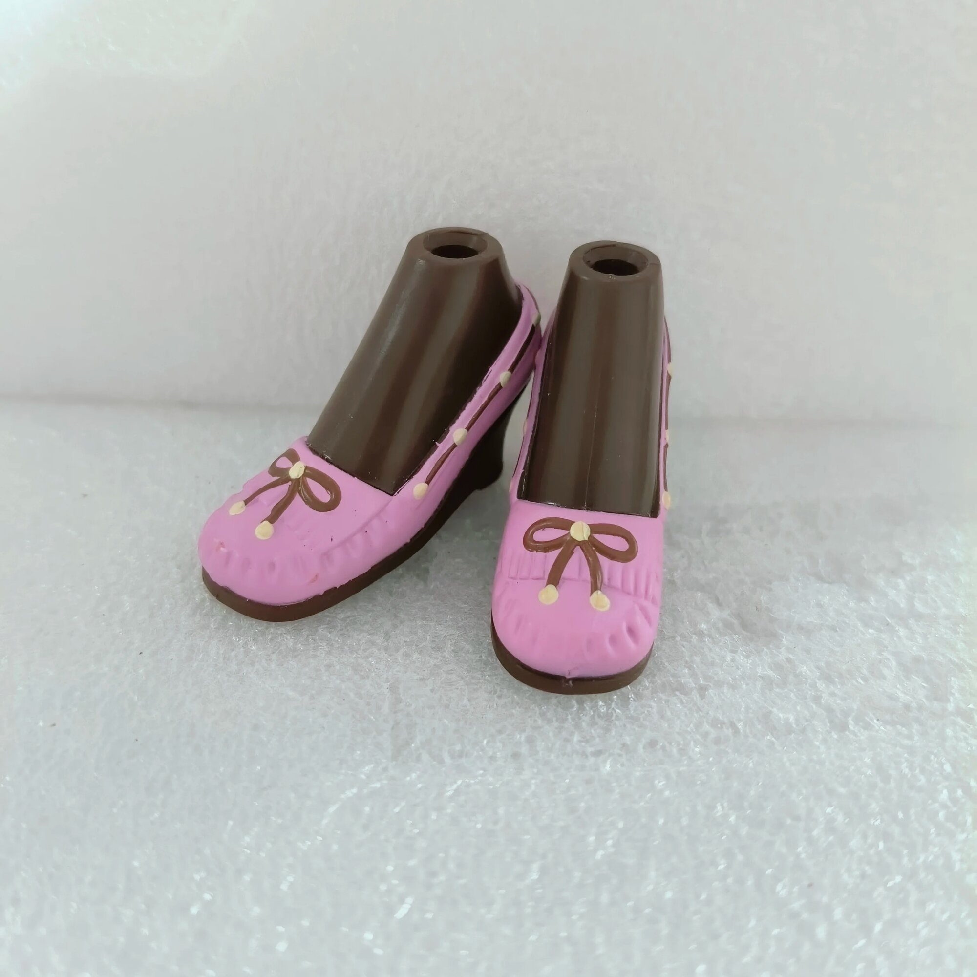 Пластиковые туфли для куклы Братц 9