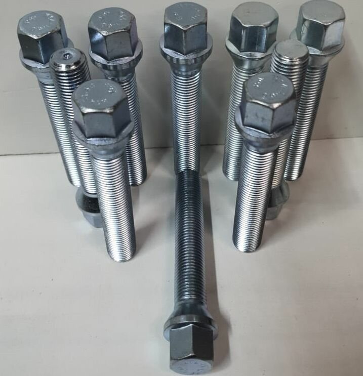 Болт колёсный 14x1,5x75, конус,10 штук