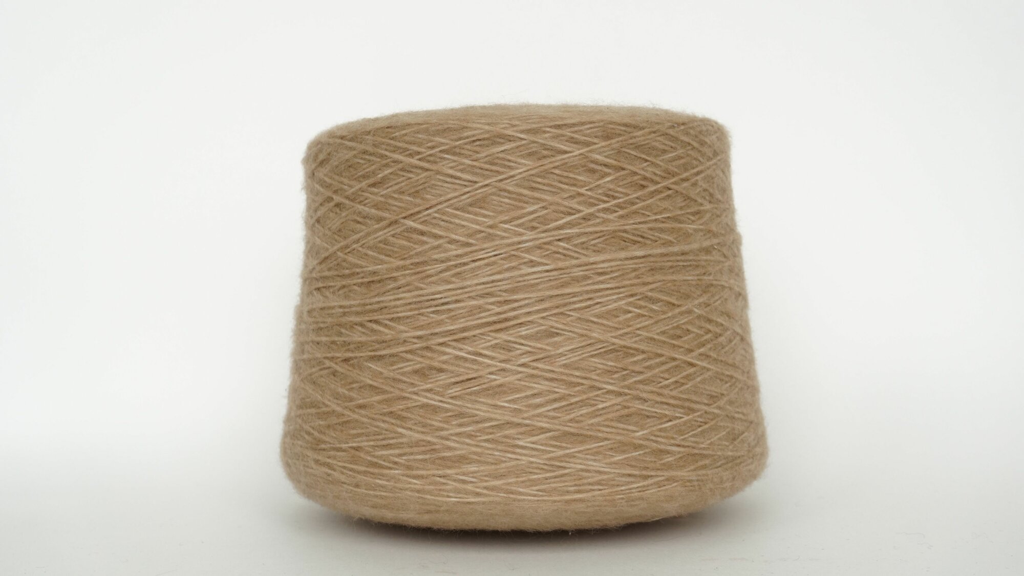 Пряжа Pecci Filati S.P.A. Essenza (Меринос) Песочный