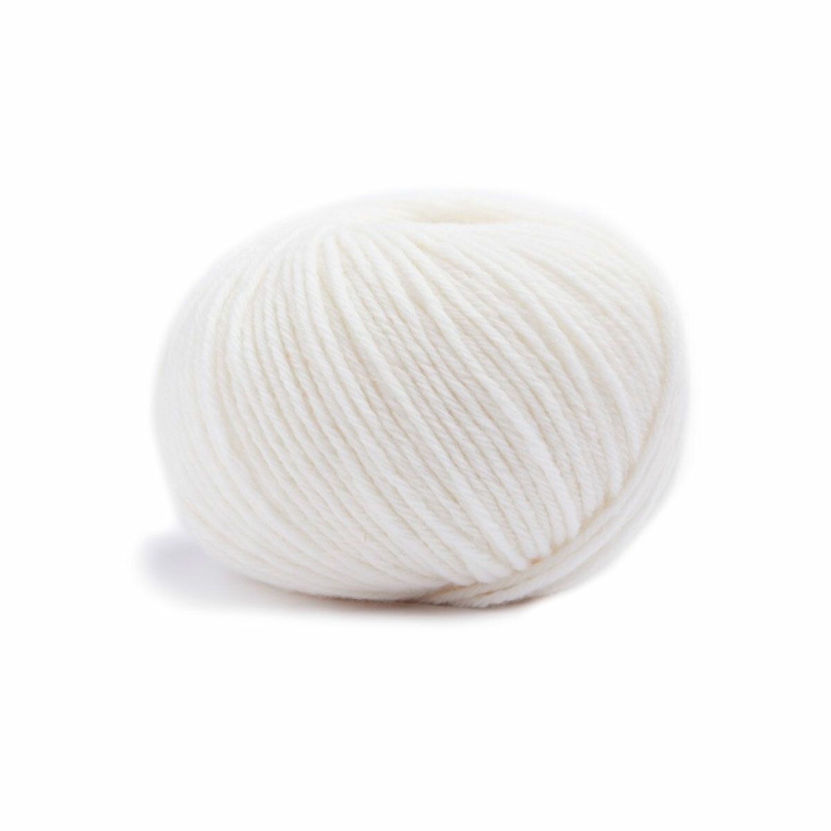 Como Grande /Комо Гранде/ пряжа Lamana (100% шерсть мериноса сверхлегкая), 50г/120м (00, natur (натуральный), молочный)