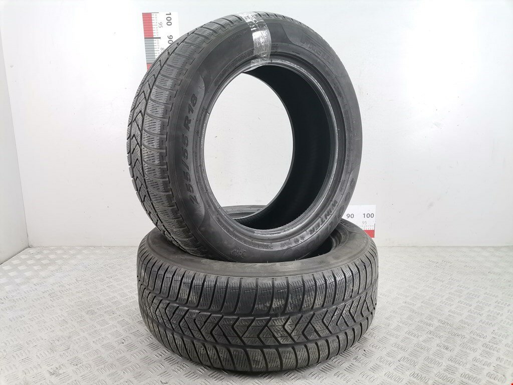 Шины BMW X5 (F15) 255/55R18 арт. 2218395
