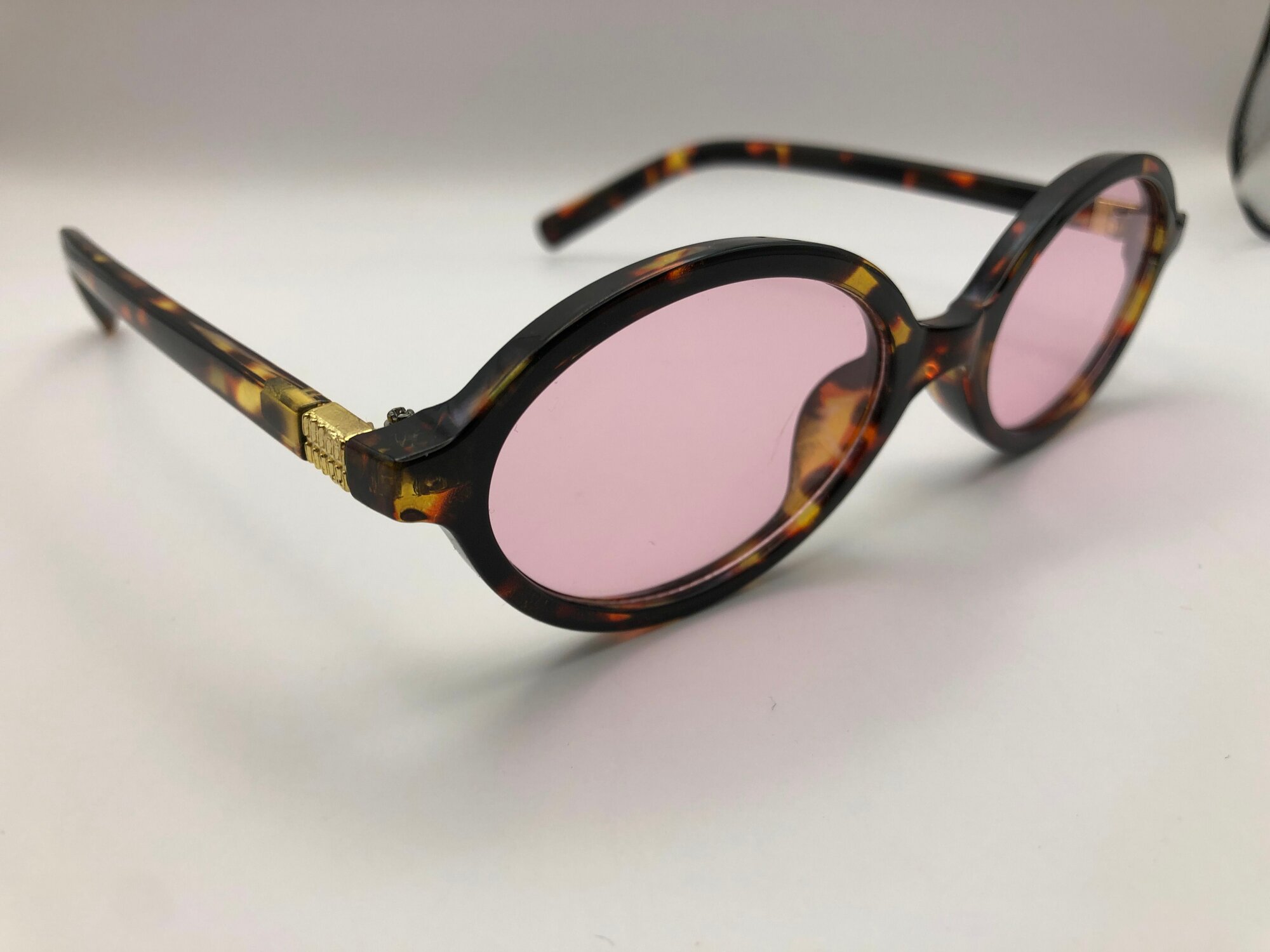 Солнцезащитные очки