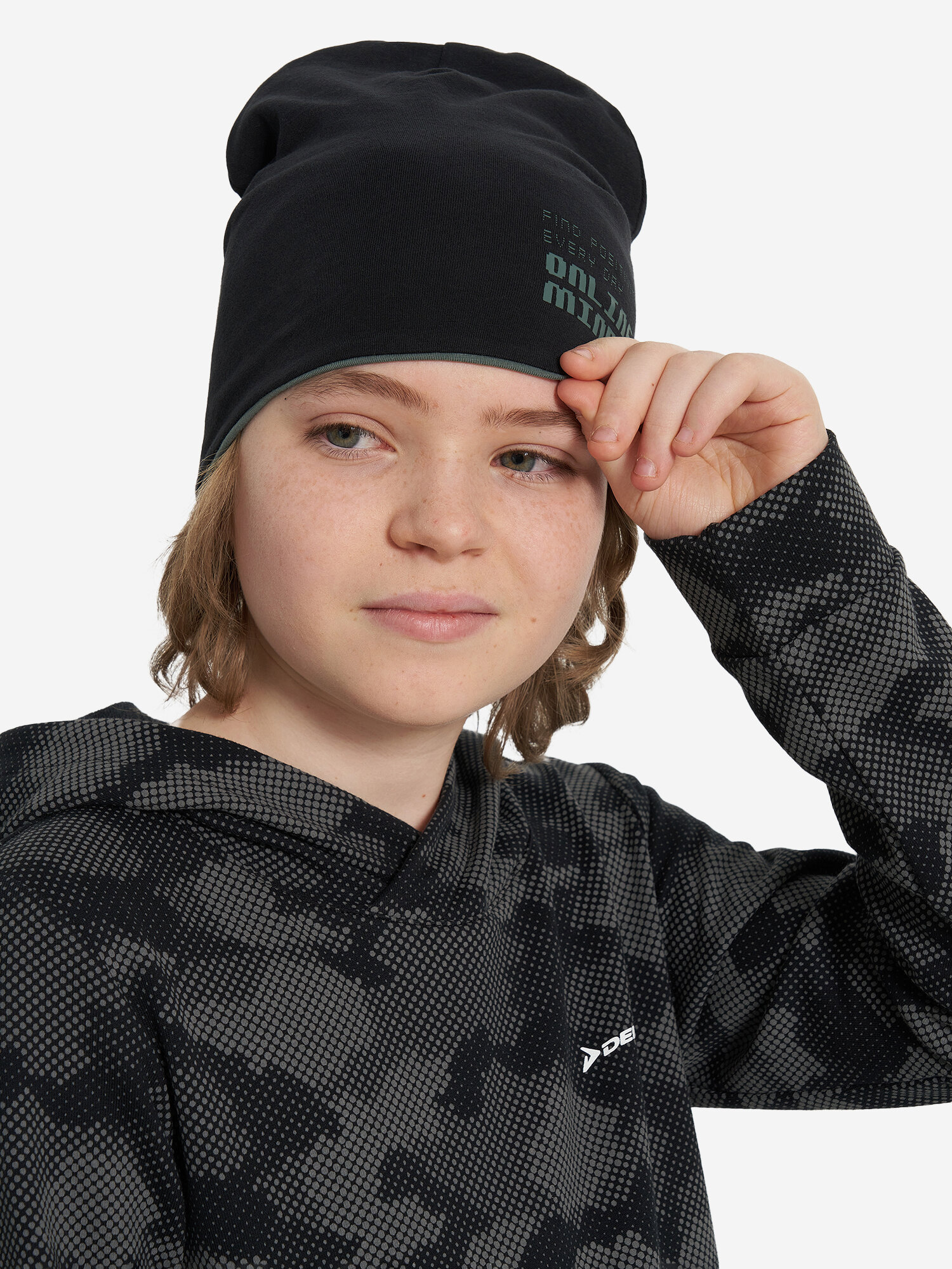 Шапка Demix Boy's cotton hat для мальчиков, размер 54, черный — фото 1