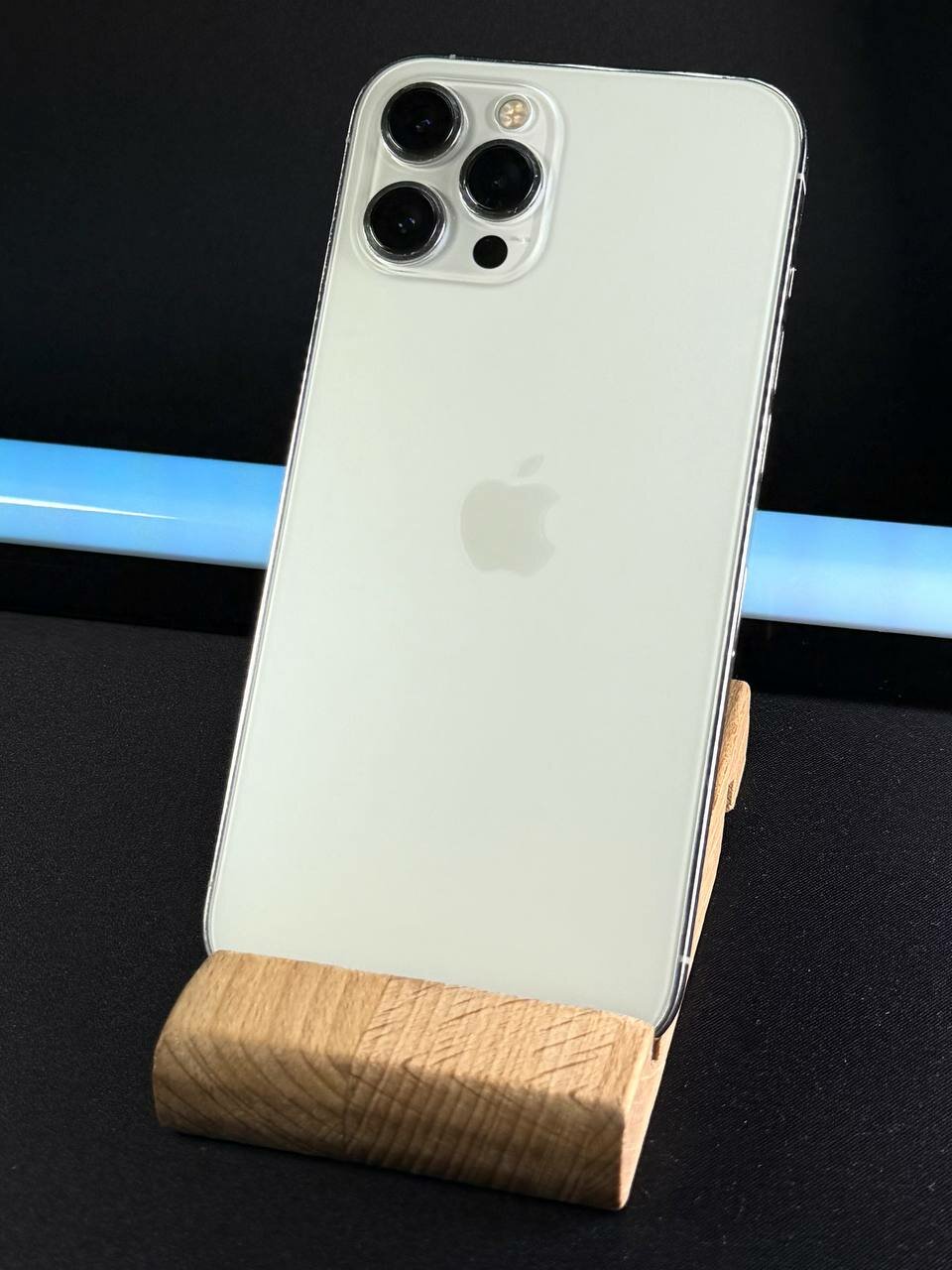 Смартфон Apple iPhone 12 Pro Max, 256gb, Silver, RU, nano SIM + eSIM