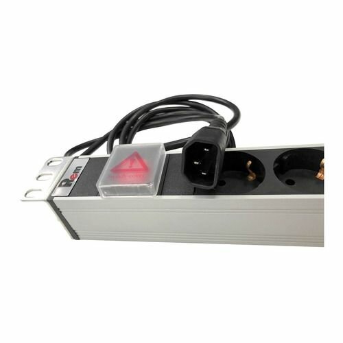 Блок распределения питания Rem (R-10-8S-V-440-1.8) гор. размещ. 8xSchuko базовые 10A C14 1.8м