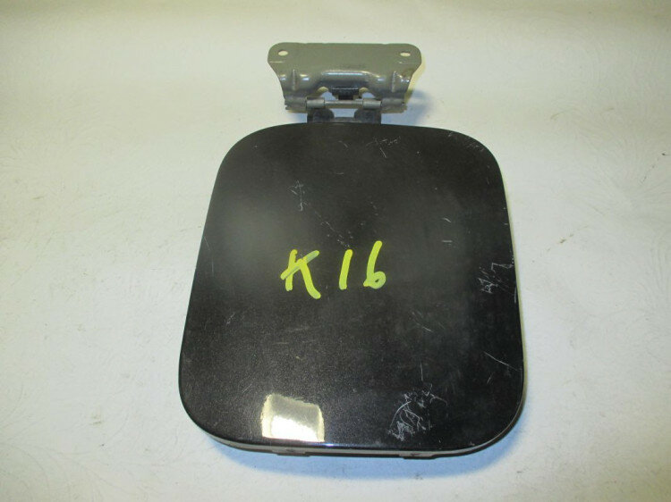 Лючок бензобака G8830JD0M0 Ниссан Кашкай J10 - Черный K-16