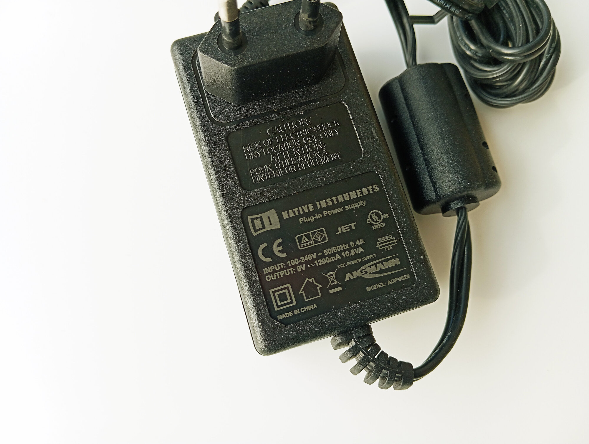 Блок питания для Native Instruments Traktor Scratch A6, A10