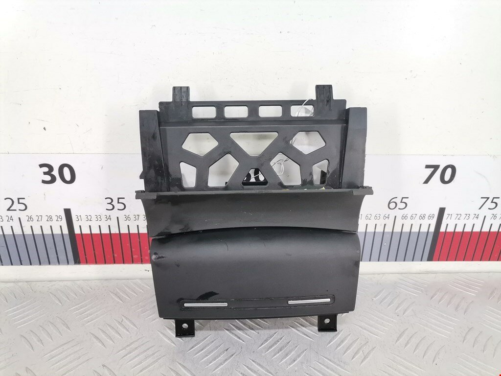 Урна автомобильная Audi A3 8P 8P0857951 арт. 1687394