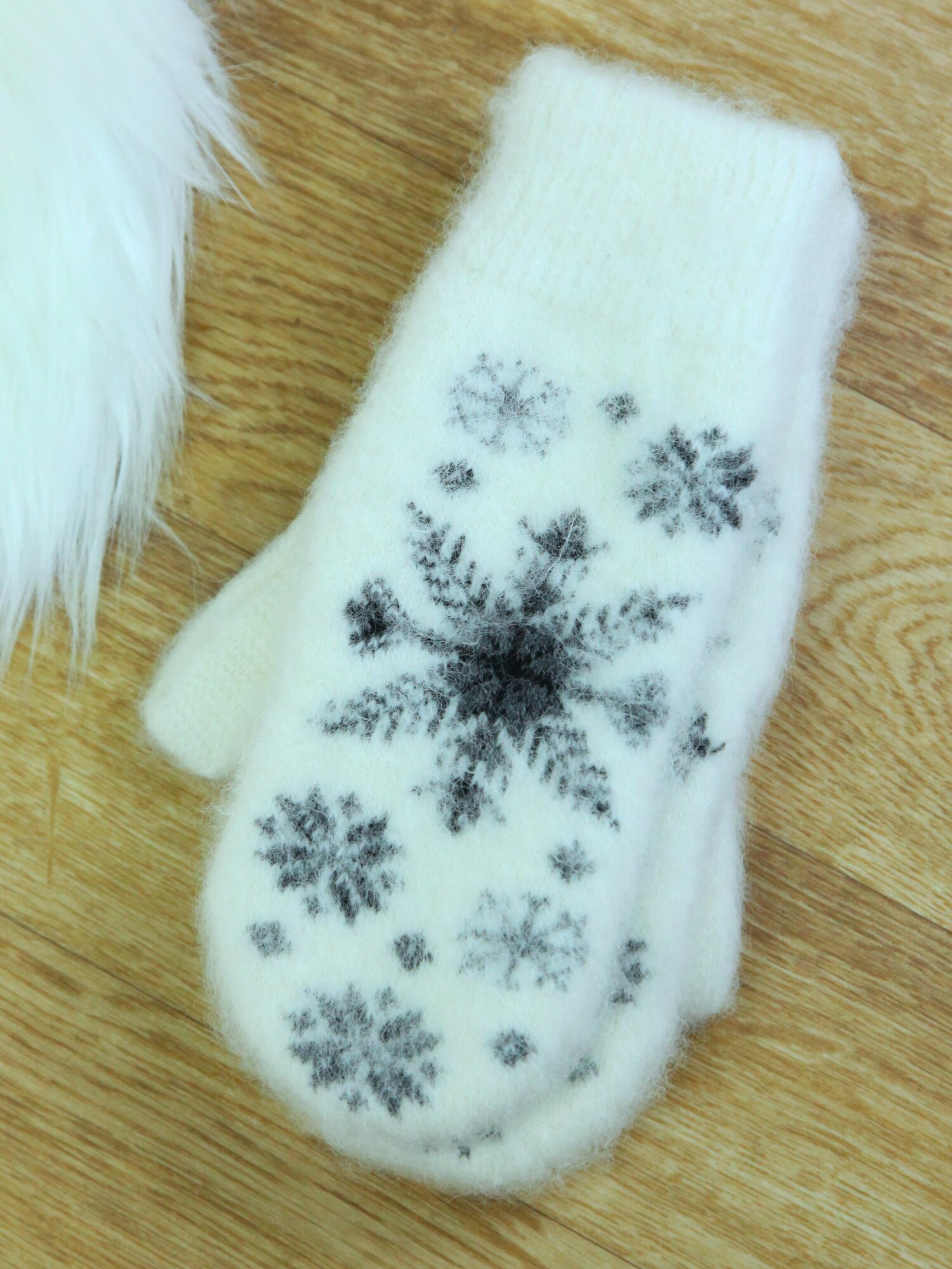 Варежки Будьте здоровы для взрослых и детей