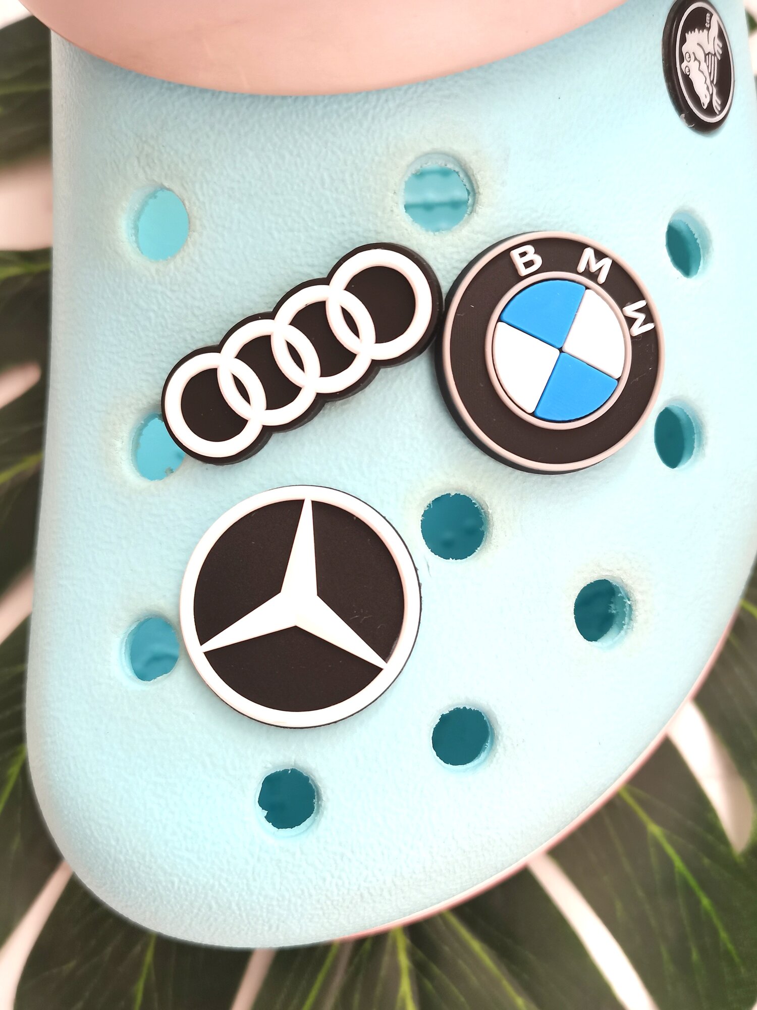 Джибитсы для Crocs машины БМВ Ауди Мерседес