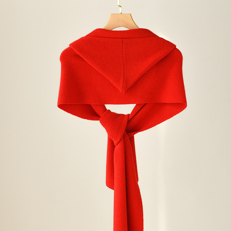 Шарф-капюшон для женщин