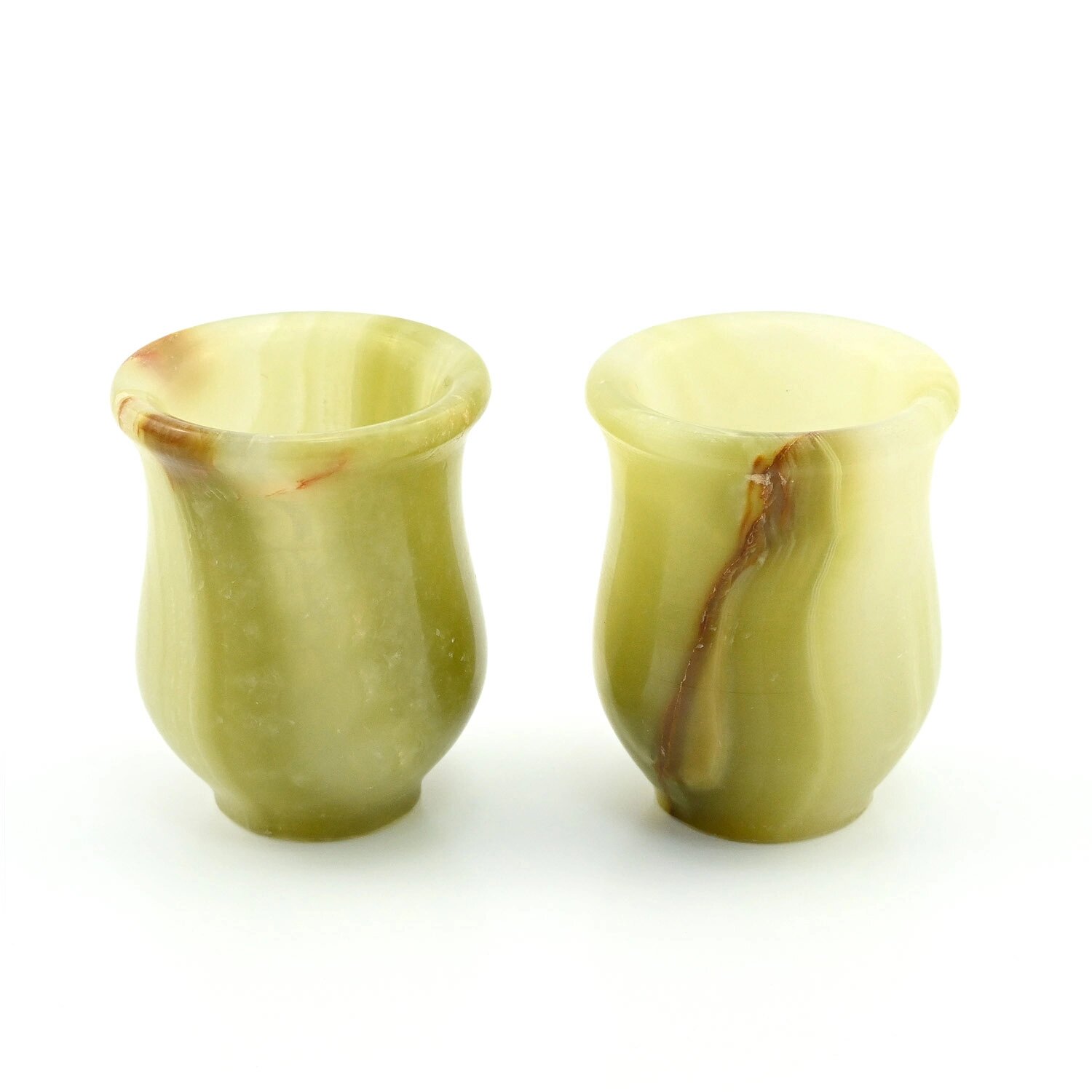 Стопки из оникса пара 35*35*45мм в подарочной коробке .