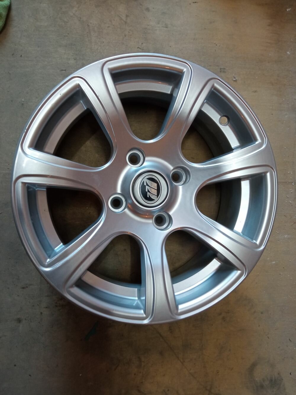 Диск литой lifan оригинальный R14