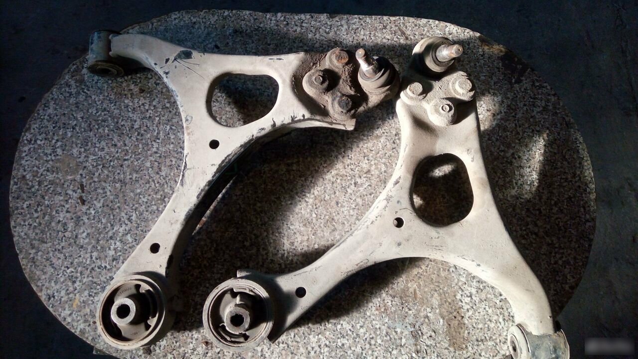 Рычаг Хонда Цивик 4д Honda Civic 4D 2006-2012 51360-SNA-A03