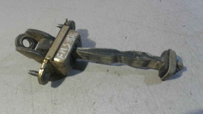 Ограничитель двери Ford Mondeo B5Y CHBB 2000 задн. прав. (б/у)