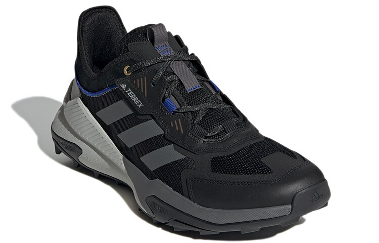 Ботинки для альпинизма adidas, размер 44 EU, черный — фото 1