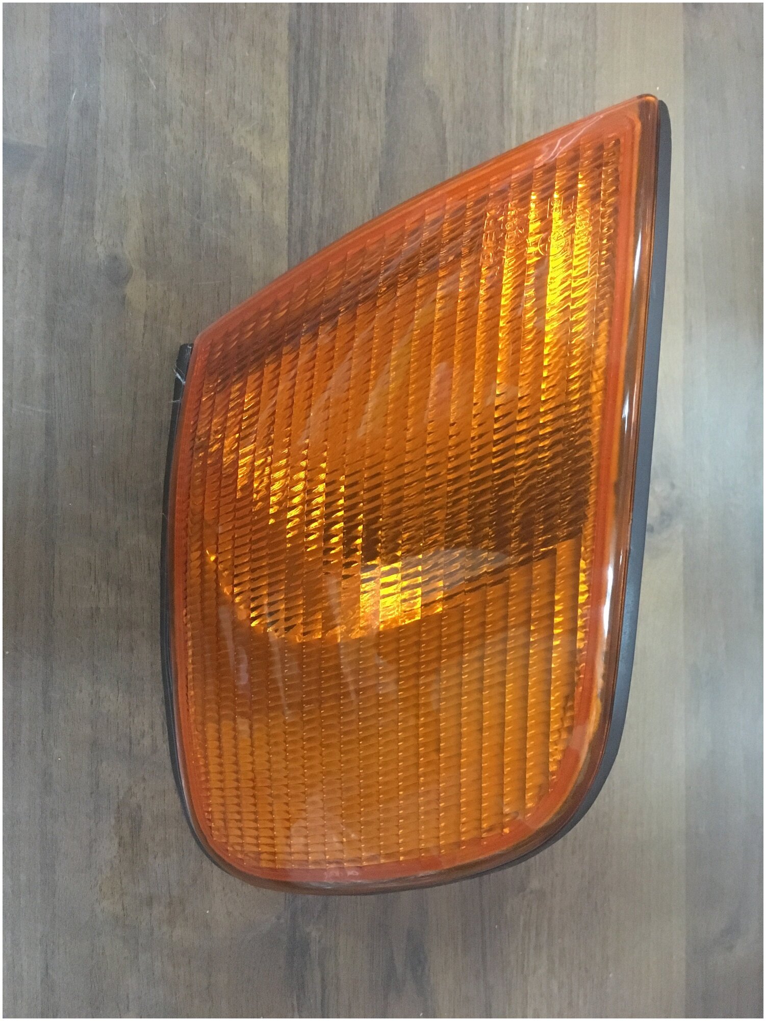 DEPO 4411509RUEY указатель поворота правый! желтый\ Audi 100 12/90-05/94