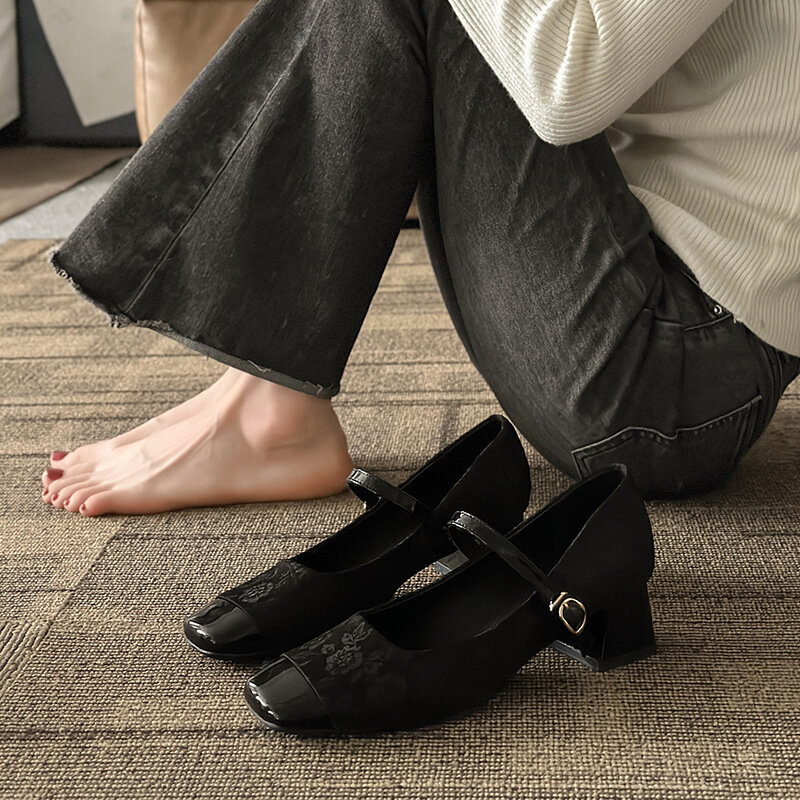 Туфли Мэри Джейн