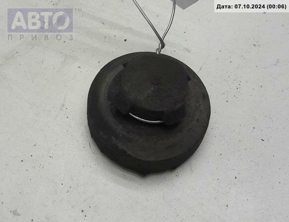 Кронштейн радиатора Volkswagen Passat B5+ (GP)