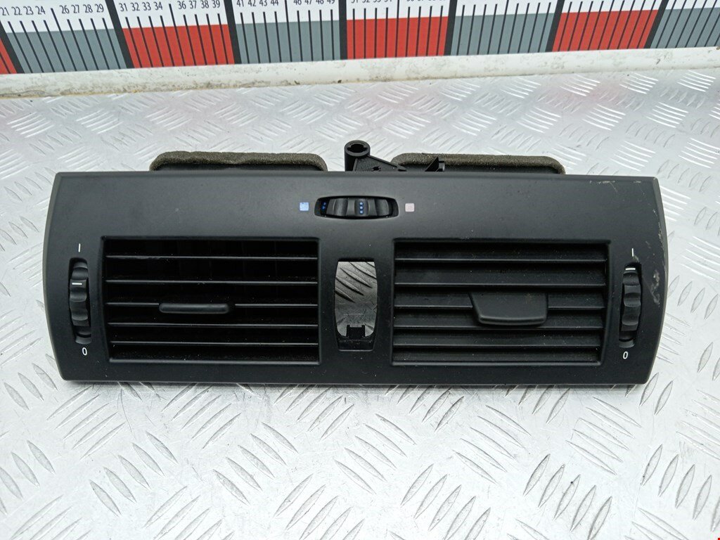 Дефлектор обдува салона BMW X3 (E83) 64223417431 арт. 1933071
