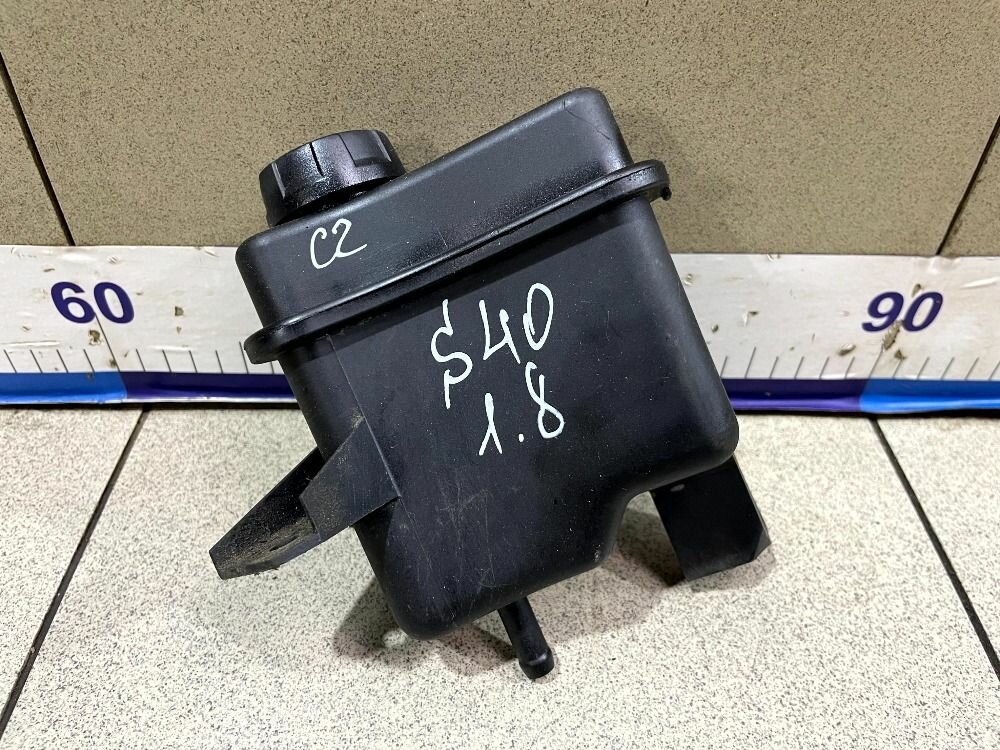 Бачок гур Volvo S40 30814806