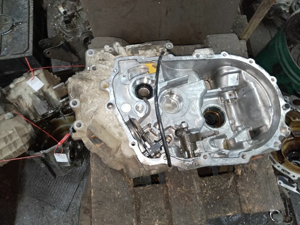 Картер сцепления Мазда 3 BM 1,6 FC2117150