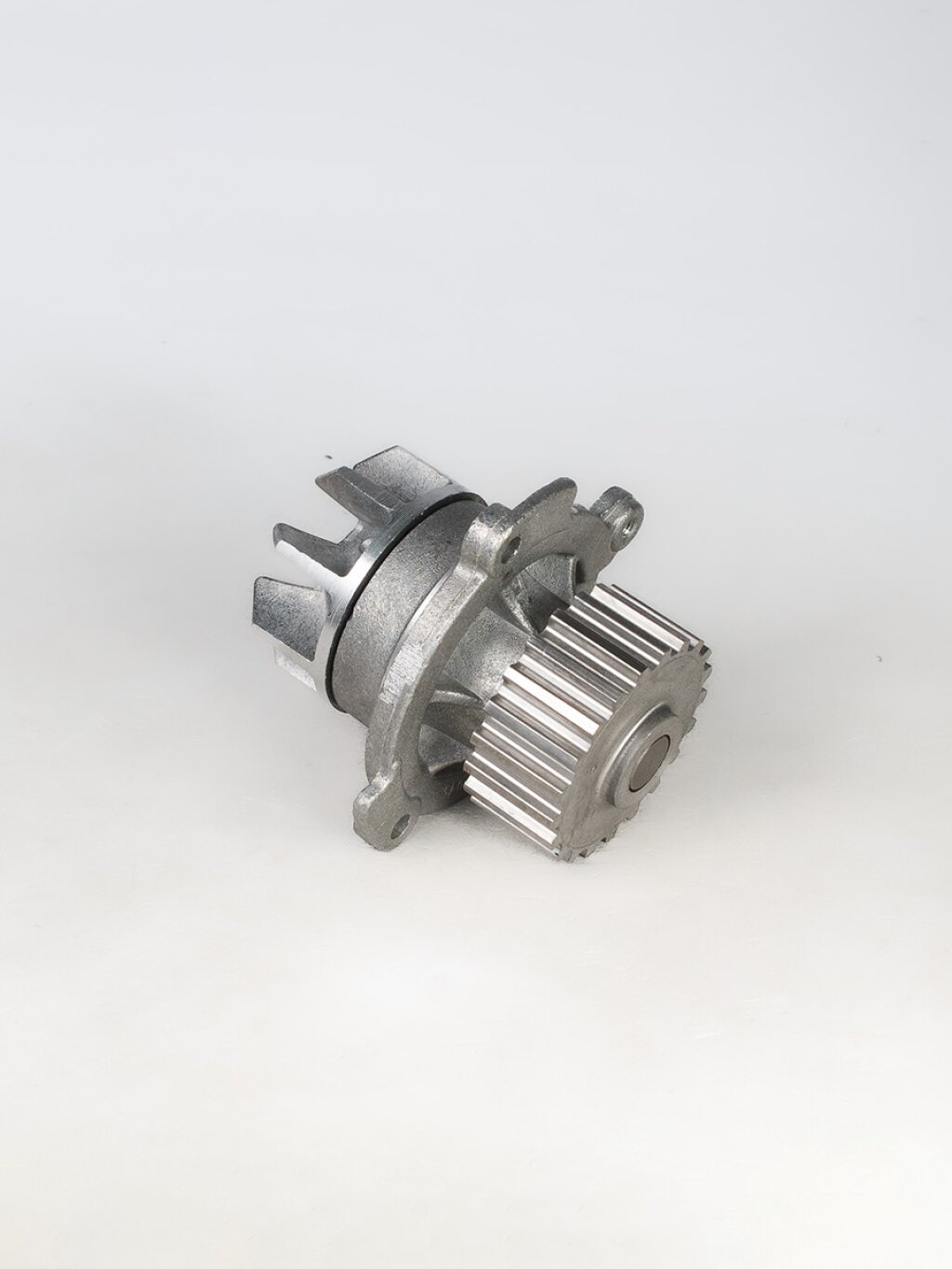 Помпа для а/м ВАЗ 2108/21114 (8 клап.) "Премиум" алюминиевая крыльчатка