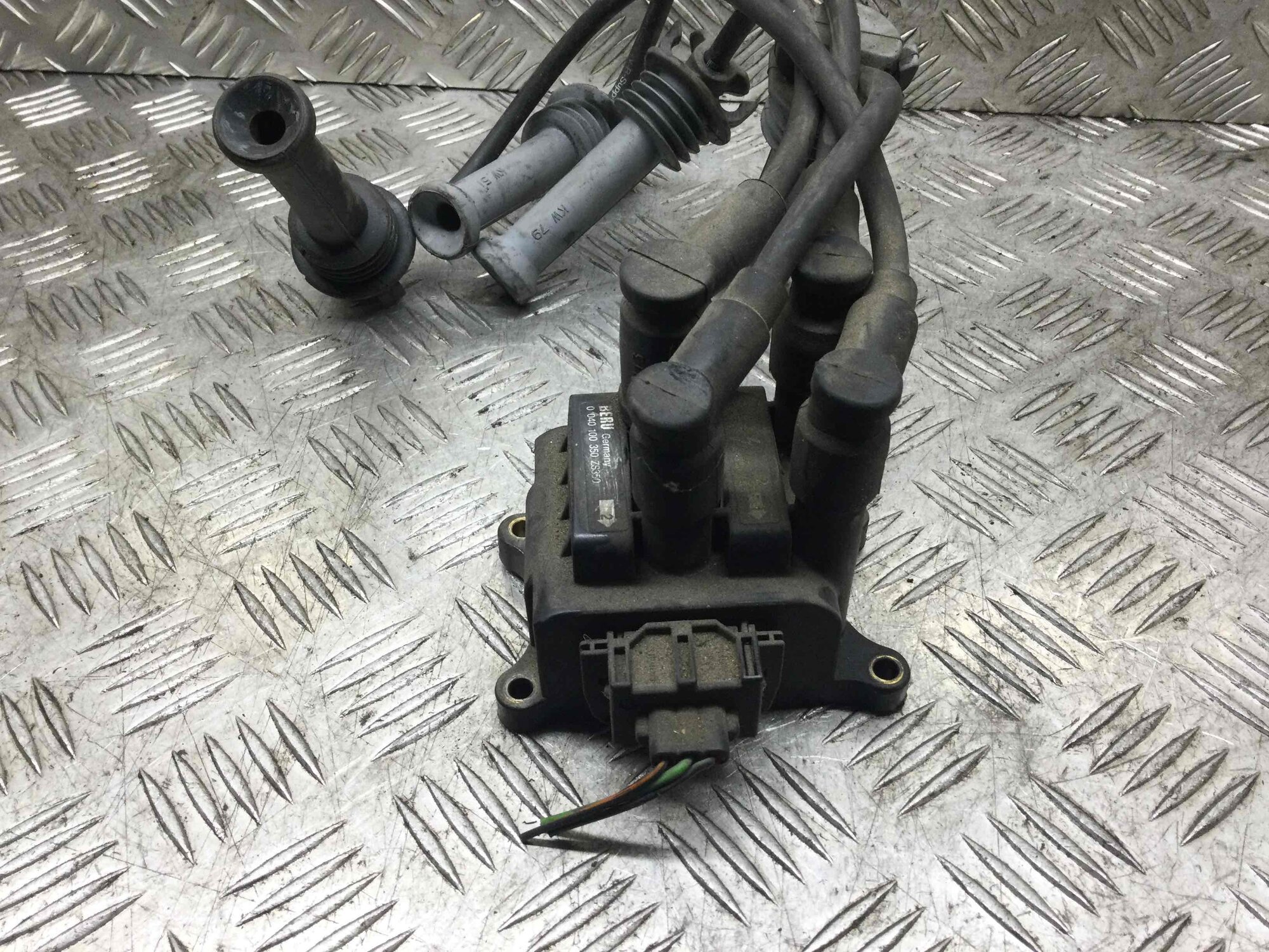 Б/У Катушка зажигания Ford Focus 1 поколение [рестайлинг] (2001-2005) 2004 г.