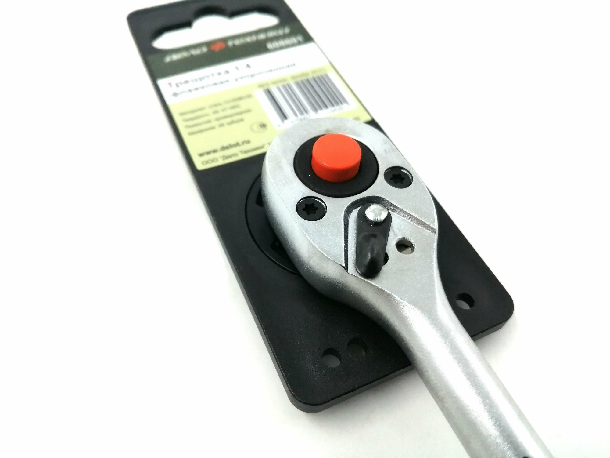 Трещотка Дело Техники 608601, 45 зубьев, 1/4", укороченная, хромованадиевая, 115мм