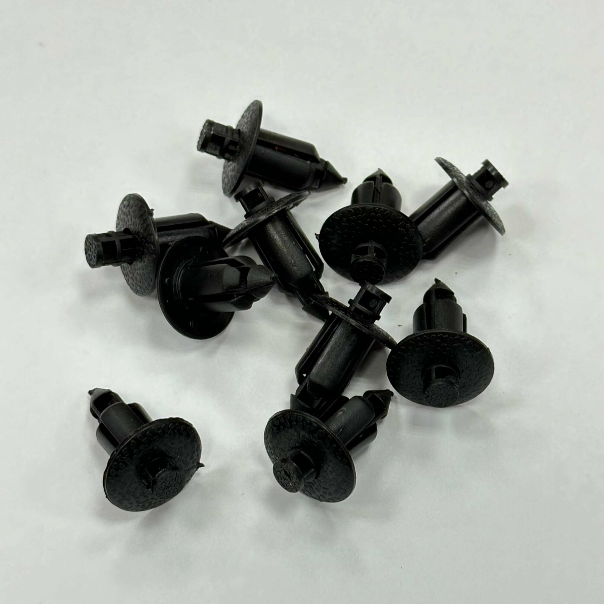 Клипса крепежная автомобильная двухсоставная, 10 шт. 17х12х8мм