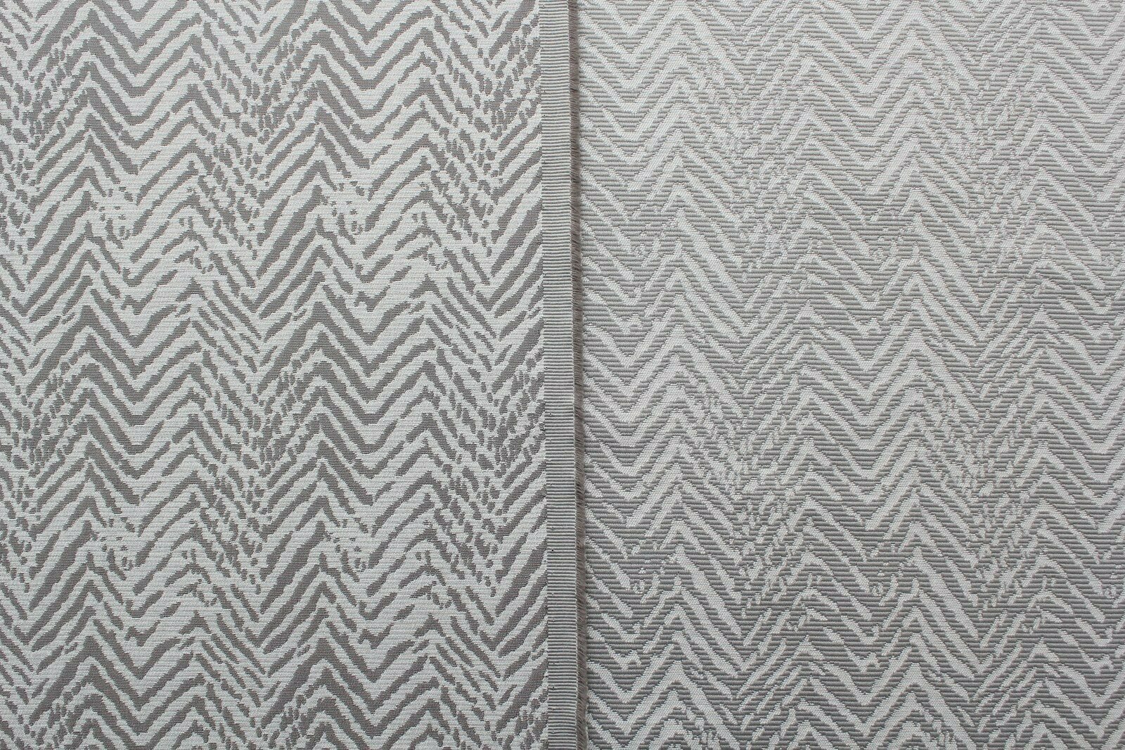 Ткань Жаккард плательно- костюмный сиренево-серый в ёлочку , ш138см, 0,5 м