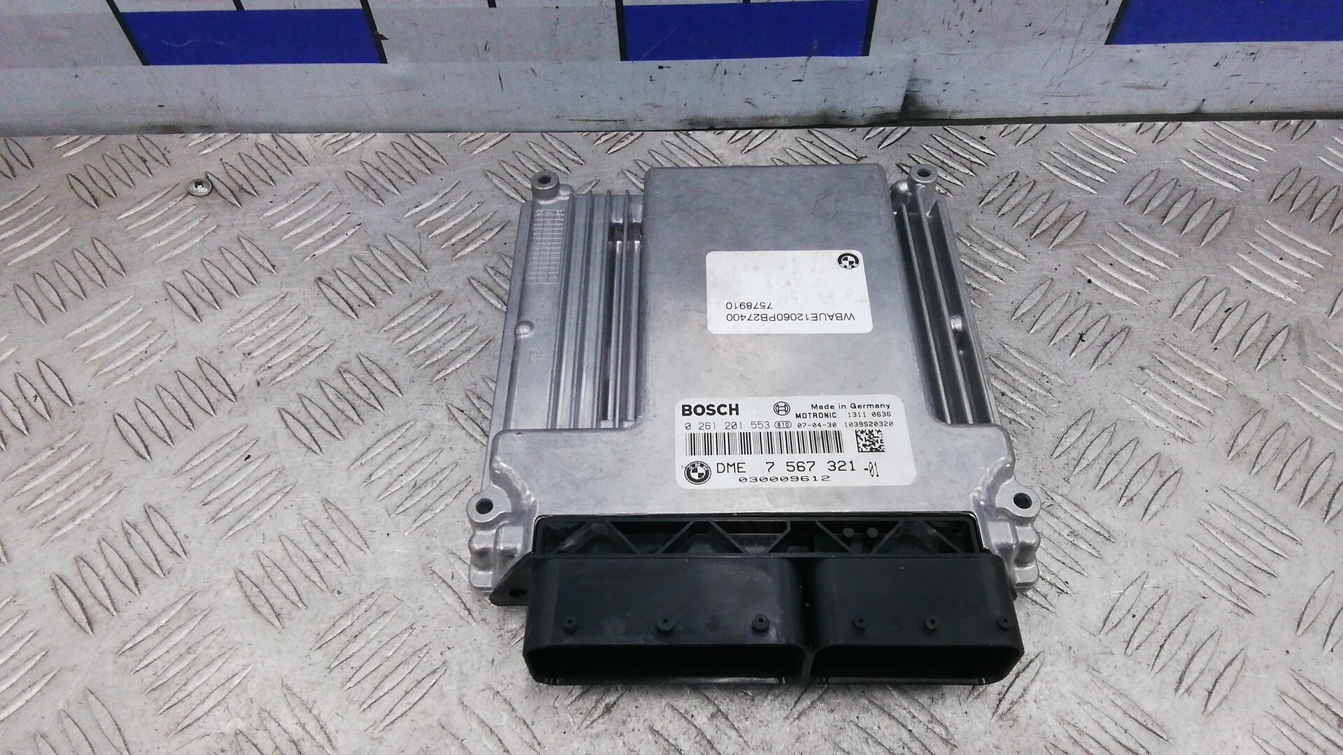 Блок управления двс BMW 1 E81, Номер 7567321