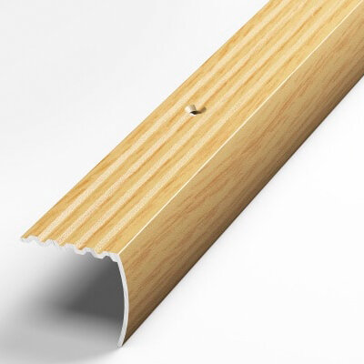 Порожек для напольных покрытий 30х27 мм, длина 1,35 м, профиль-уголок алюминиевый Лука ПУ 04, декор дуб светлый 082