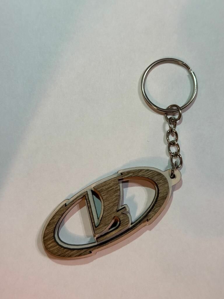 Автомобильный брелок "LADA". Дерево.